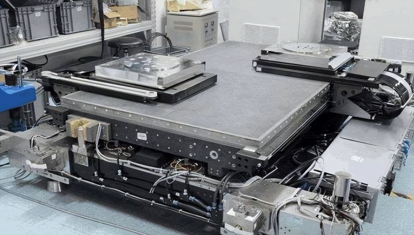 The rise of domestic lithography machine giants! ASML monopoly broken ...