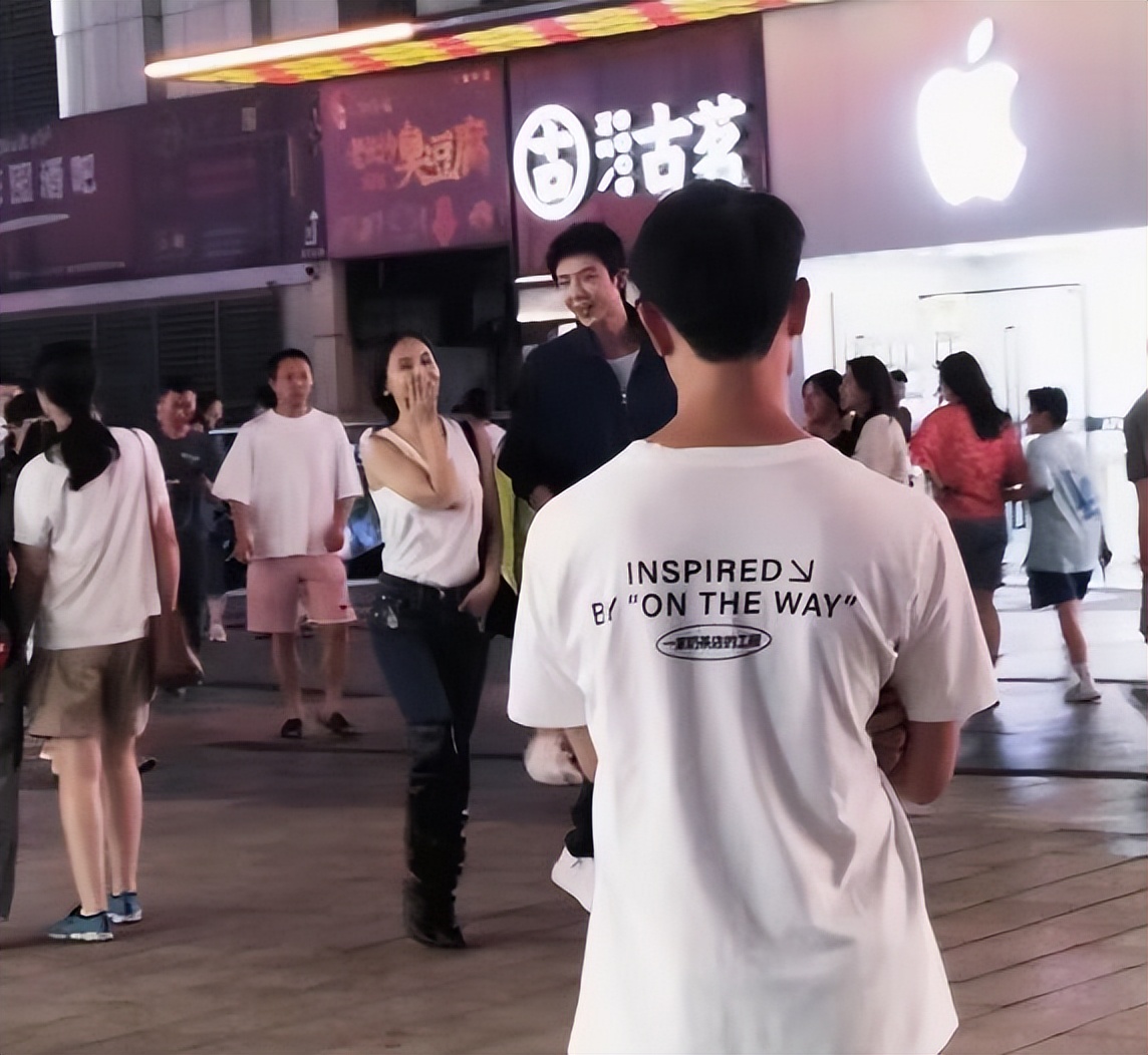 Wang Ziwen and Liu Yuning's new drama Reuters, the height difference of ...