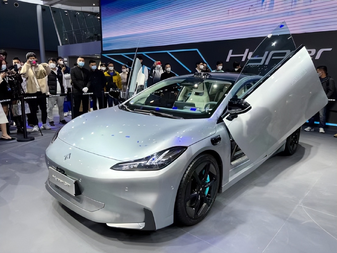 Ian's sales volume reached 30,086 in February. Is Ian Hyper GT worth ...