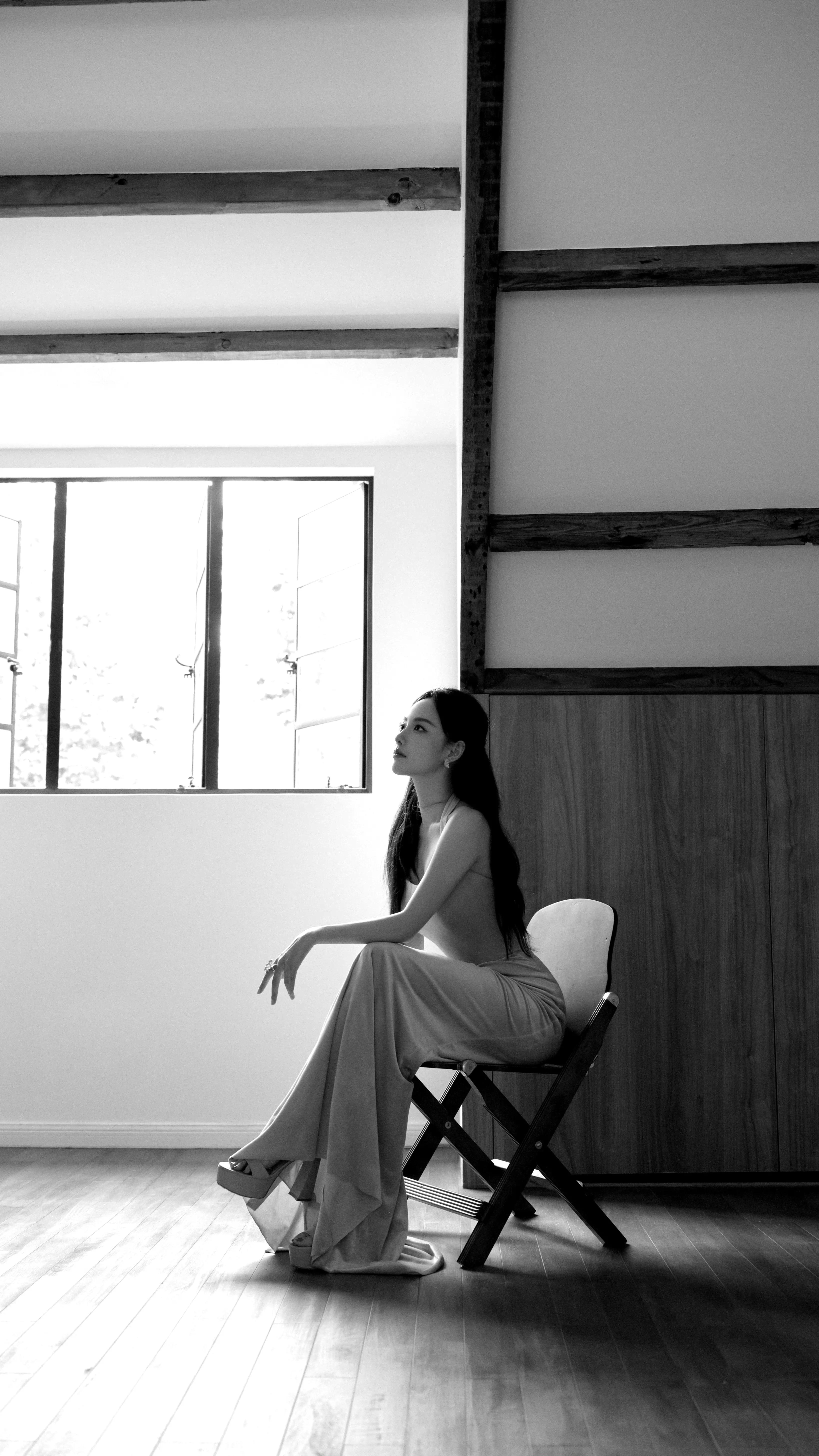 Elegant and noble Zhang Jiani - iNEWS