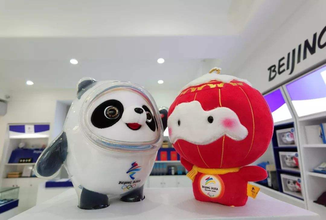 Big Bing Dun Dun!Duan Xiaowei imitates Bing Dun pier with no makeup ...