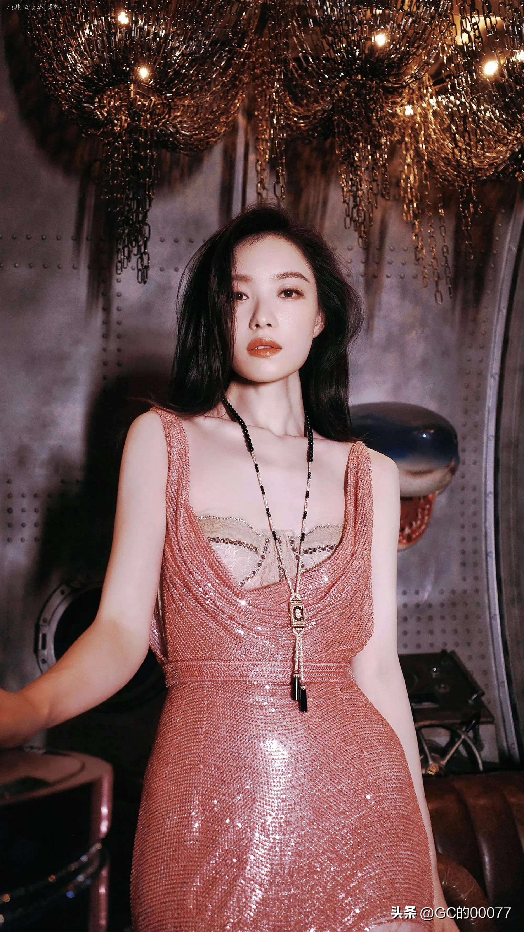 Star picture Ni Ni - iNEWS