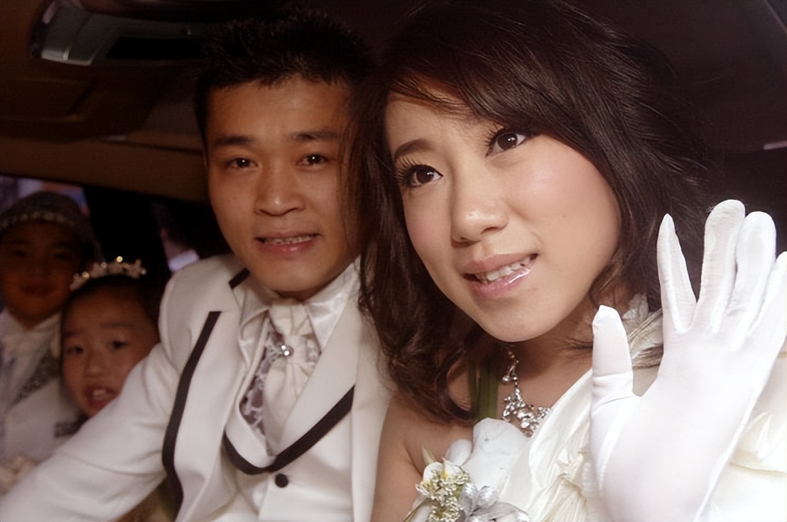 Yadan: After divorcing Wang Jinlong, from being a "famous person in the Zhao family" to quitting ...