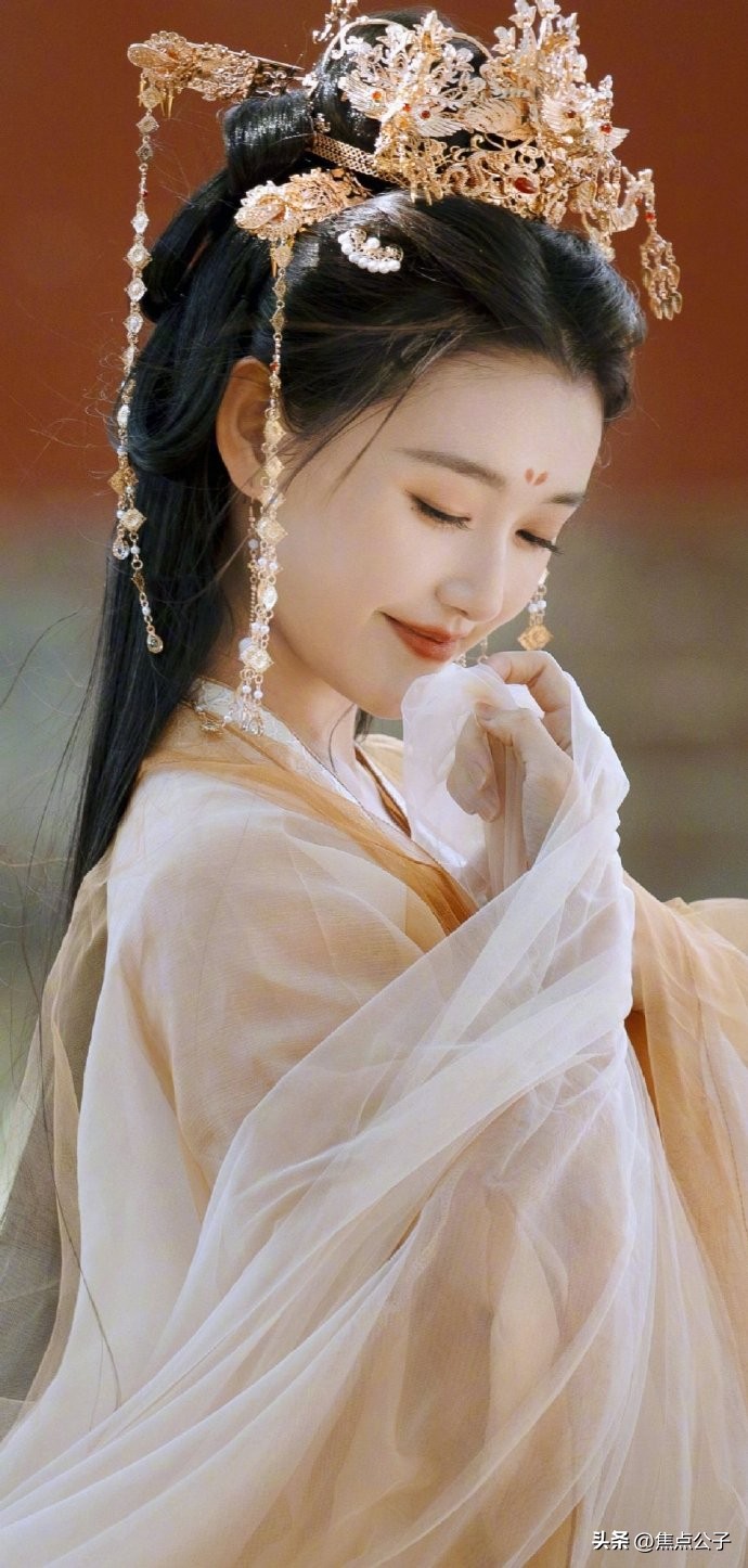 "Snow" is over?Jiang Yiyi suspected that the contract was resolved, and ...