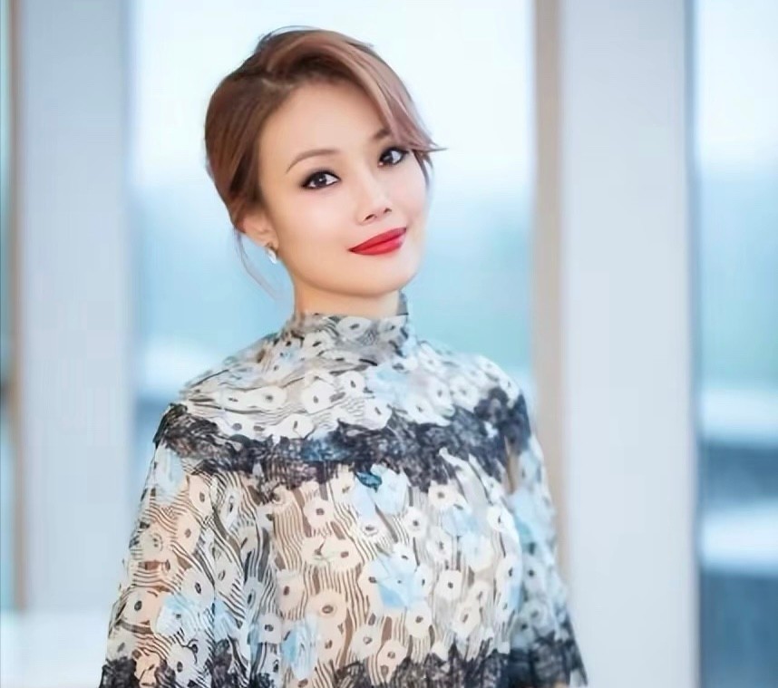 Buck teeth, dentures, large die teeth, these 12 actresses are beautiful ...