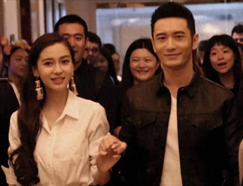 Zhang Suxia: My son is the big star Huang Xiaoming. After he divorced Yang Ying, my grandson and ...