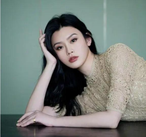 Xi Mengyao was studying at Peking University Guanghua, studying ...