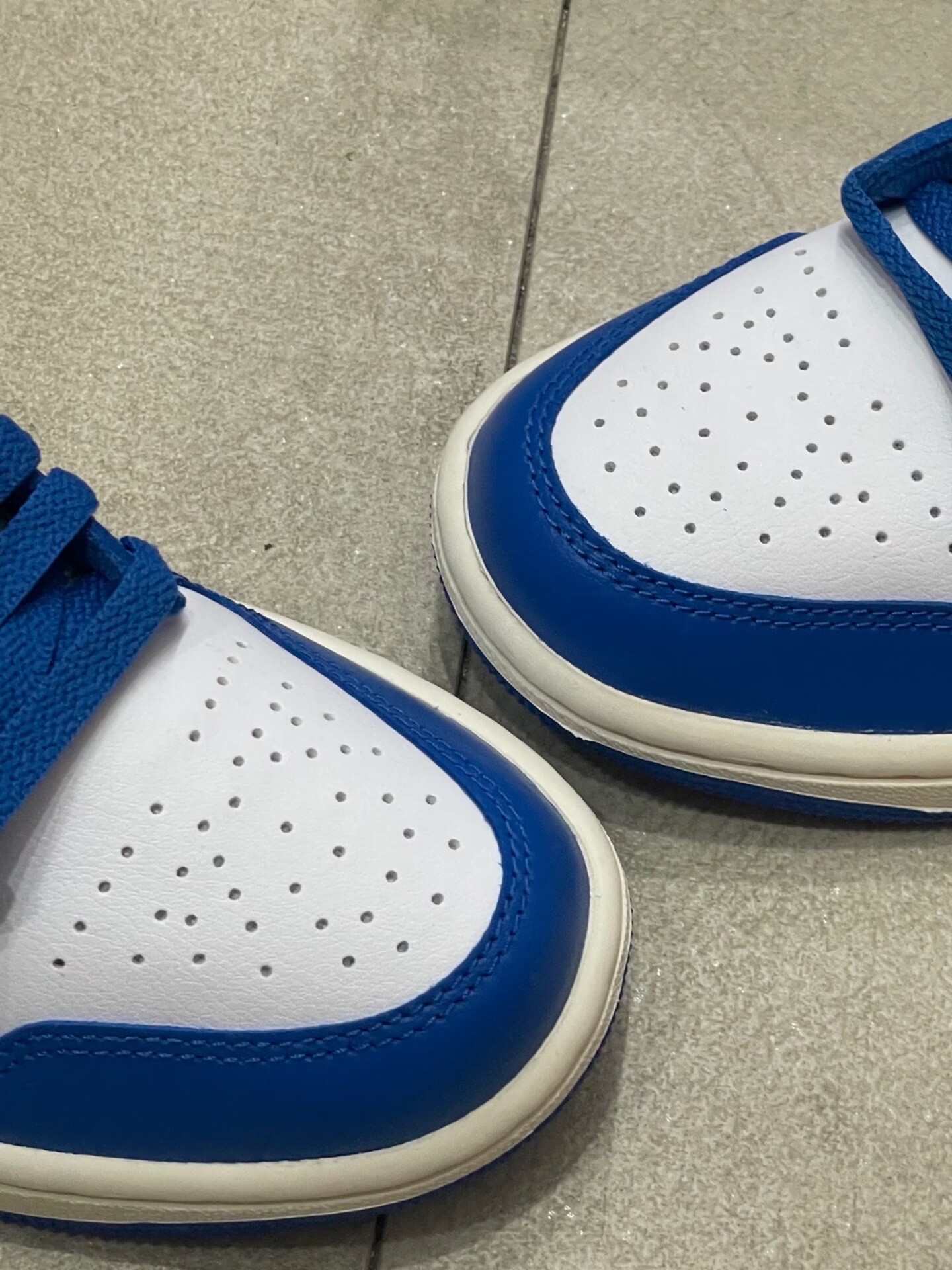 This Air Jordan Doraemon color scheme is really eye-catching - iNEWS