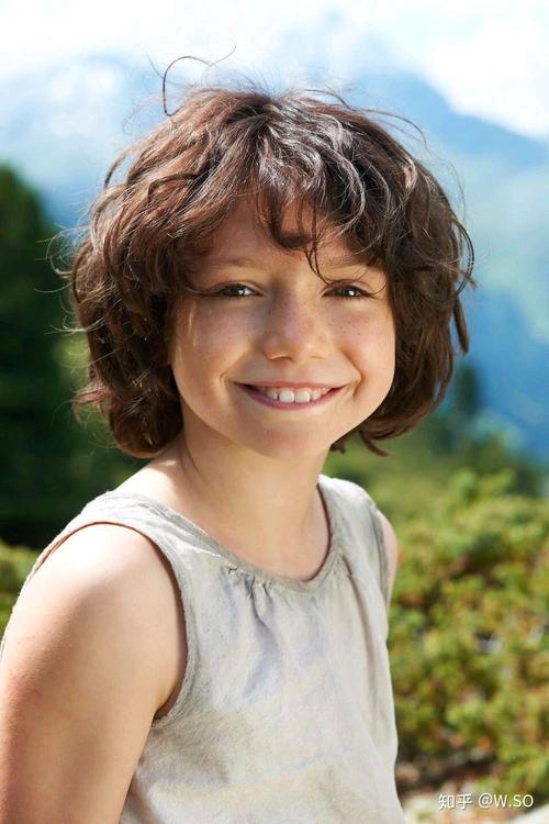 The movie "Heidi and Grandpa" tells the story of the little girl Heidi ...