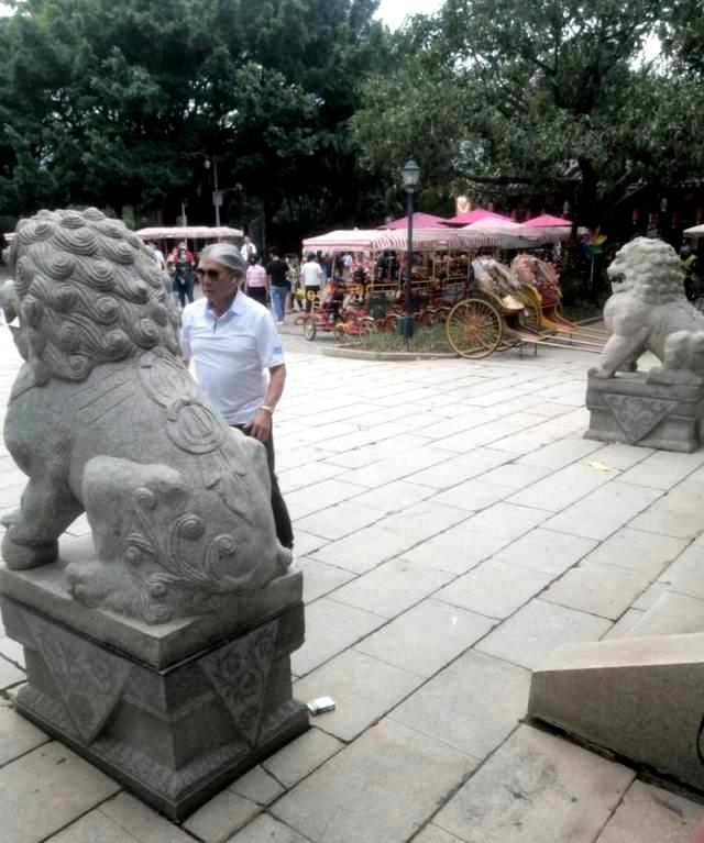 The four generations of the Huo family are in the same frame, Huo Qiren ...