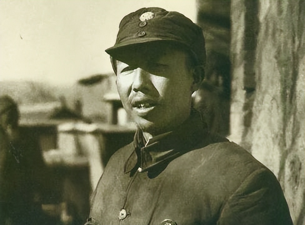 The founding general, Wang Ping, passed by many positions in his life and resigned from ...