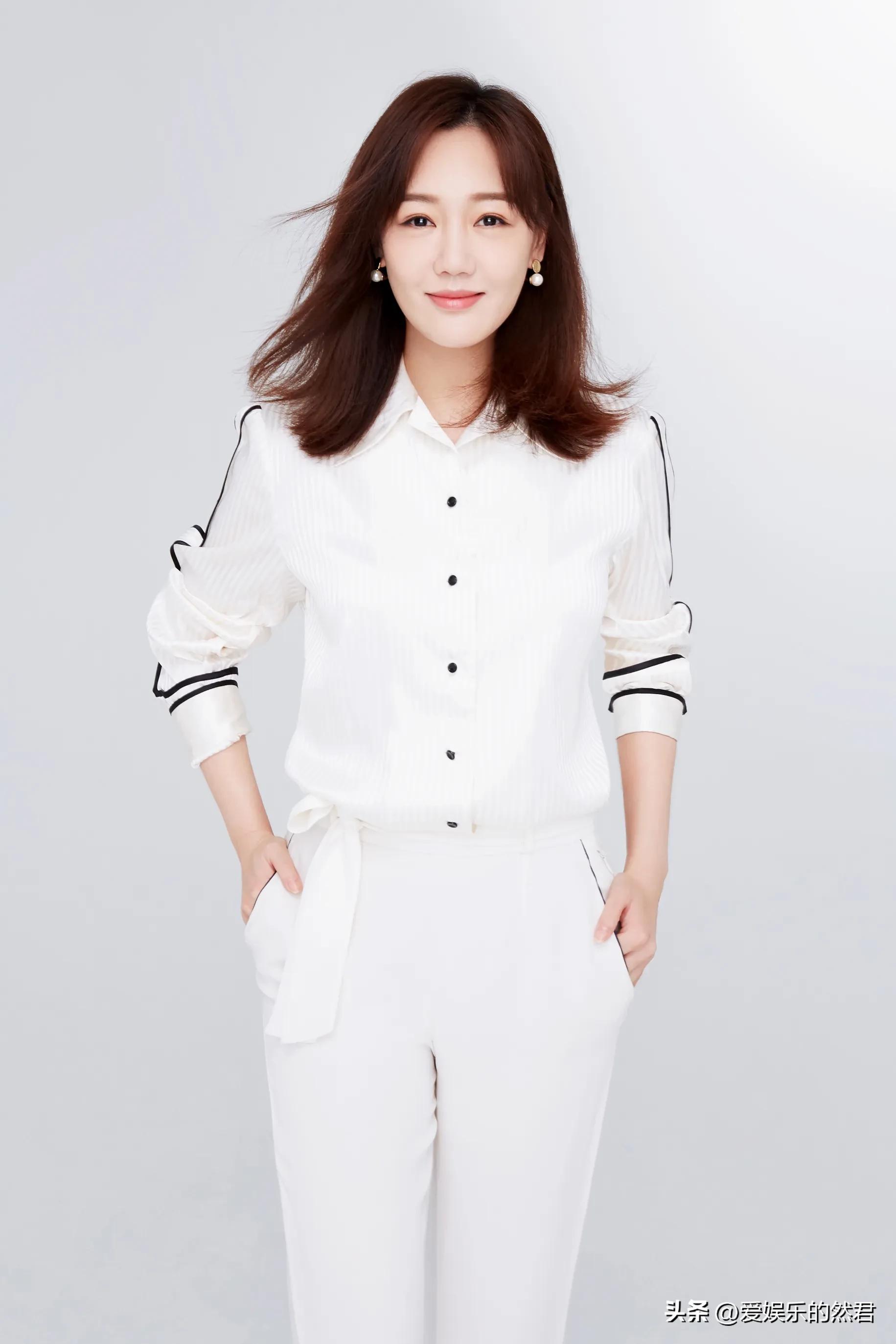The gentle and quiet Xue Jianing is still the same as her debut, her ...
