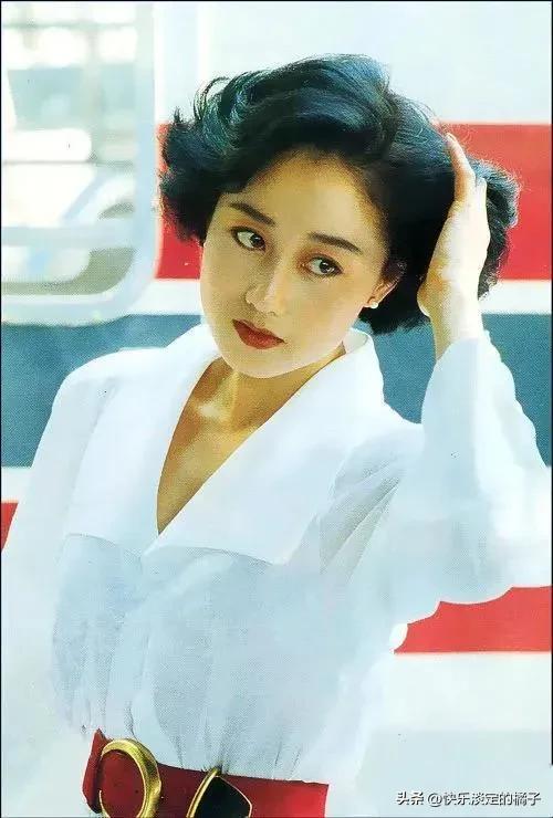 Appreciation of sexy beauty Lizhi's beautiful photos - iNEWS