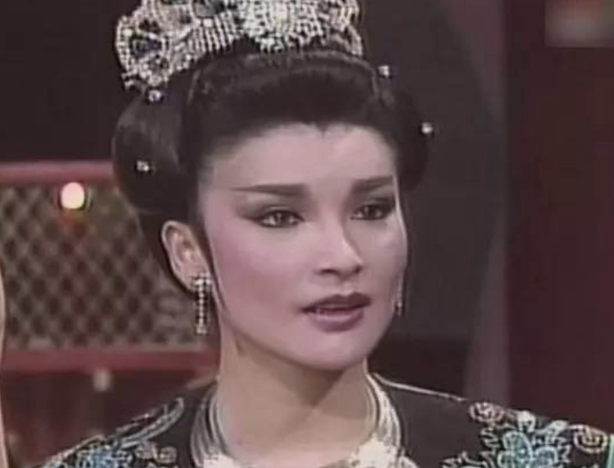 The 8 actresses with their own "mean faces" all have "fierce" faces ...