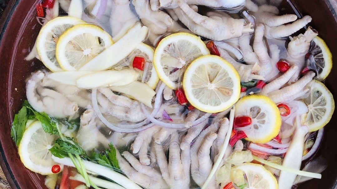 You can also make delicious soaked chicken feet at home! - iMedia