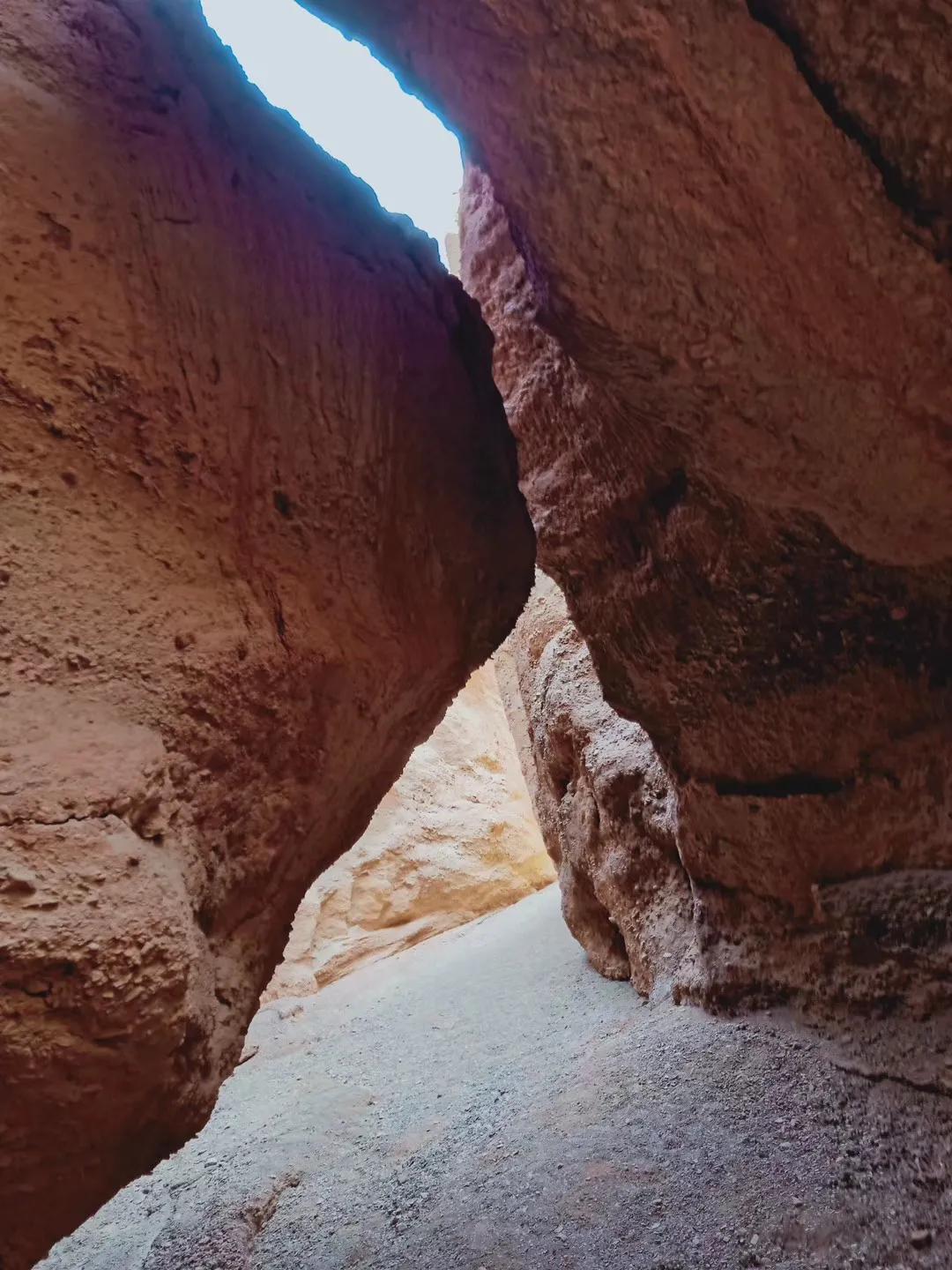Turpan Yadan Landform and Karez - iNEWS