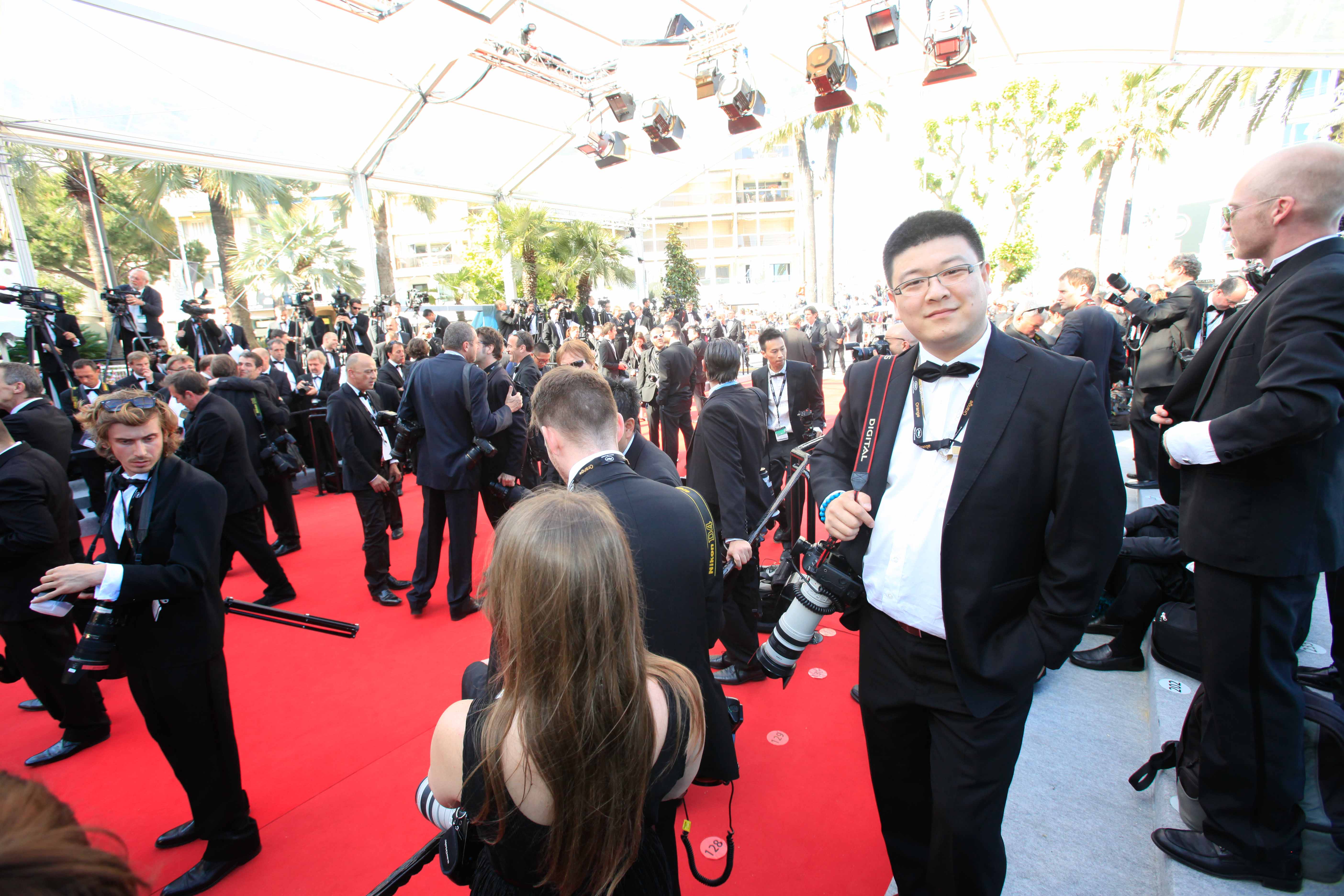 The "inward scrolling" behind the red carpet: celebrities show off ...