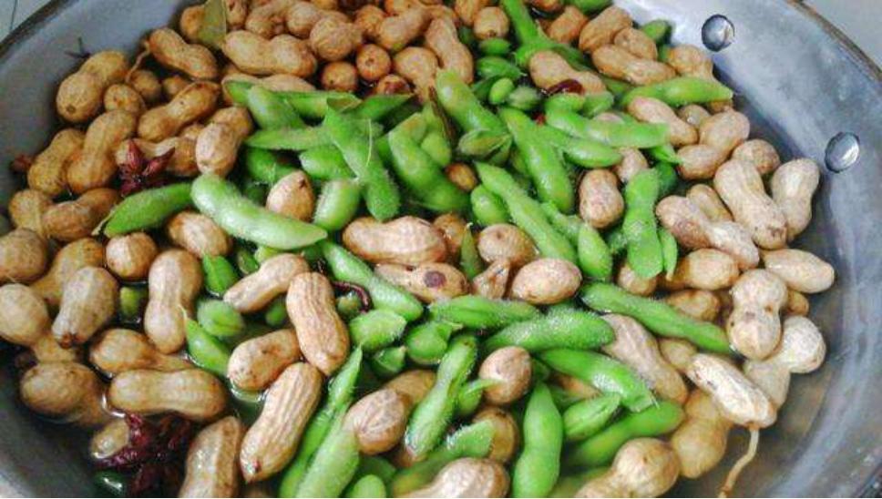 The multi-flavored years of peanuts - Baiyangdian Cuisine No. 32 - iNEWS