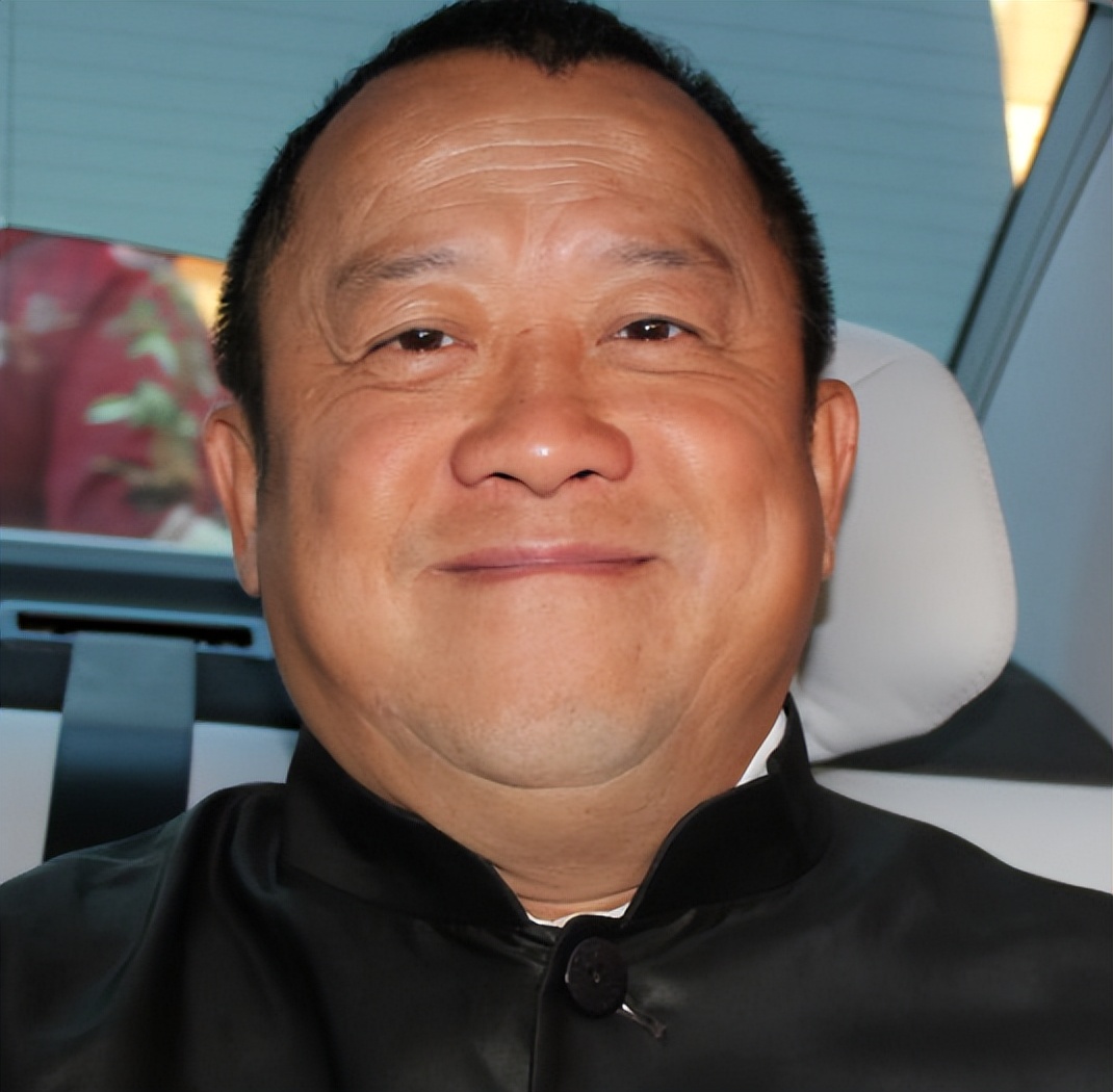 Zeng Zhiwei leaked his mouth after drinking, bluntly said that he had sneaked past Zhou Dongyu ...