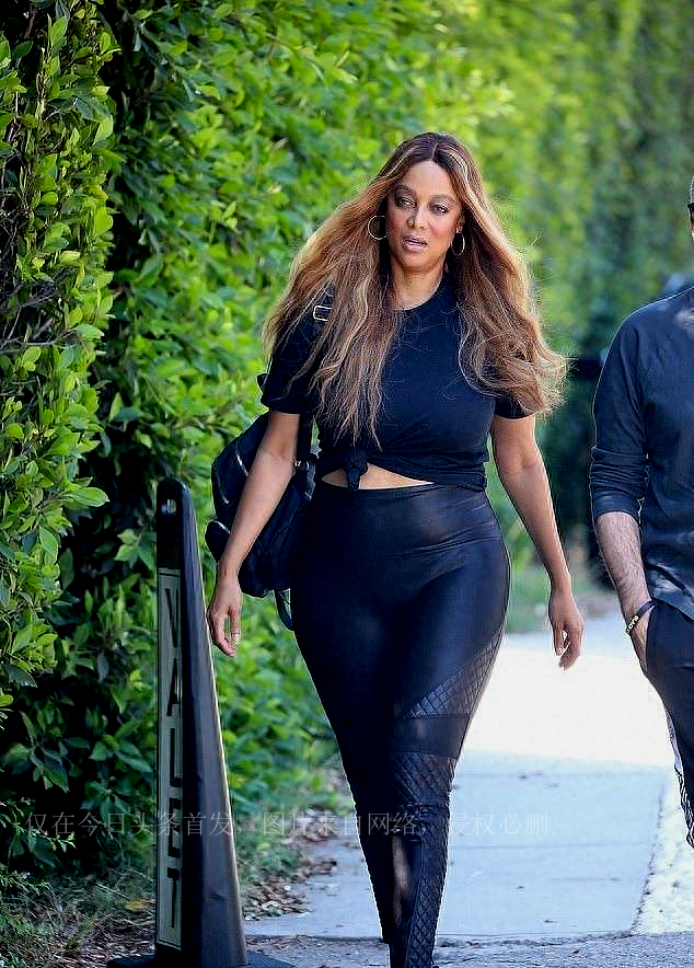 The 48-year-old black supermodel Tyra has not appeared for a long time ...
