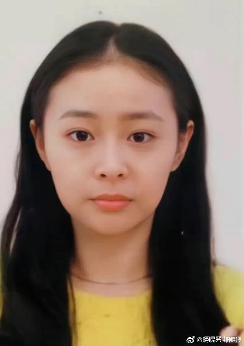 "Sister-in-law Chen Shuting" Gao Ye, transforms into a student girl in ...