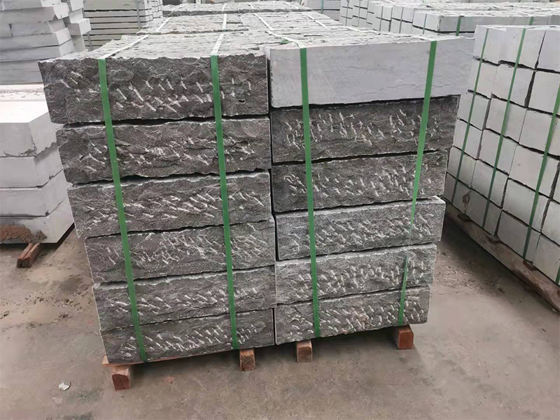 Rich variety of bluestone slabs and complete specifications - iNEWS
