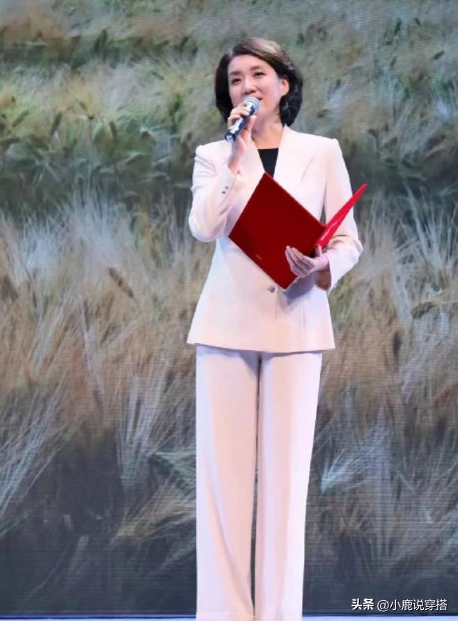 The 60-year-old Li Xiuping and the 61-year-old Li Ruiying are very ...