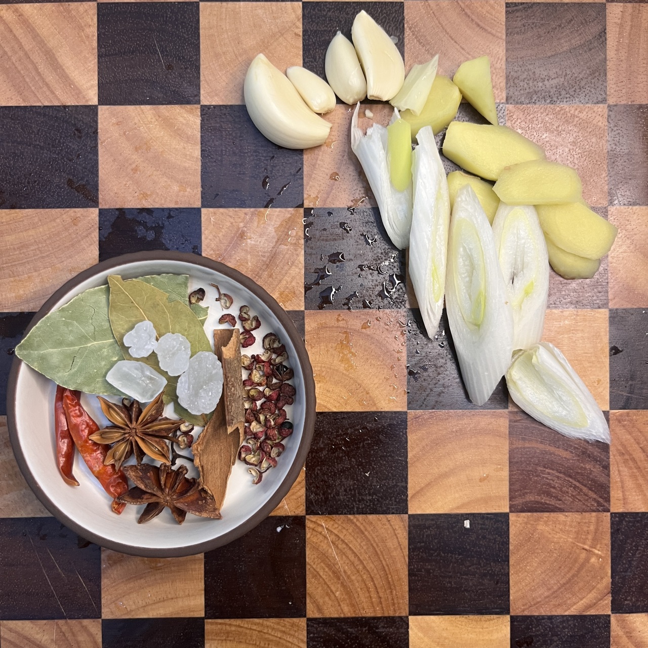 "Gourmet Home Cooking Recipe Beef: Soybean Beef Stew!" - iMedia