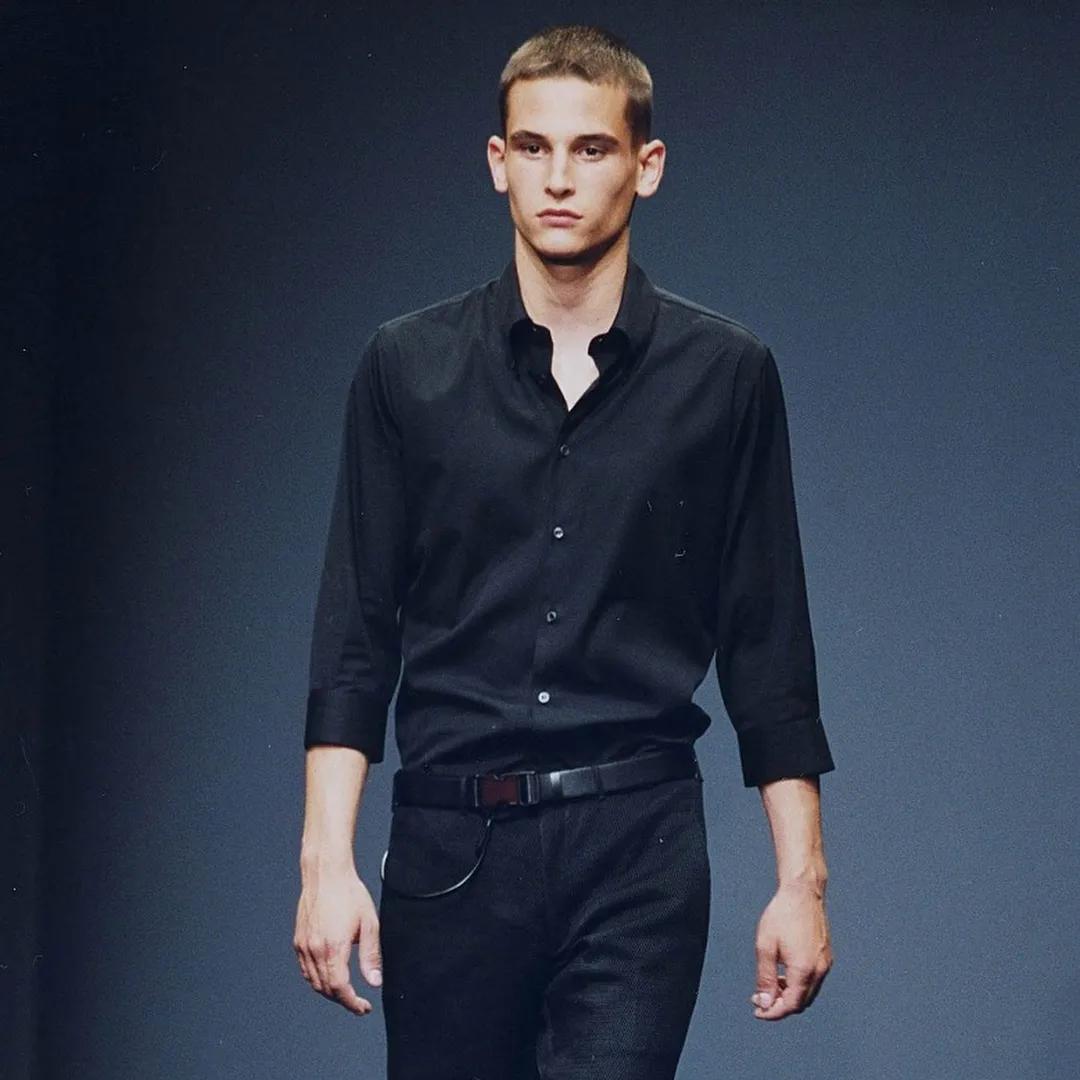 The 43-year-old legendary male model Julien Hedquist died suddenly ...