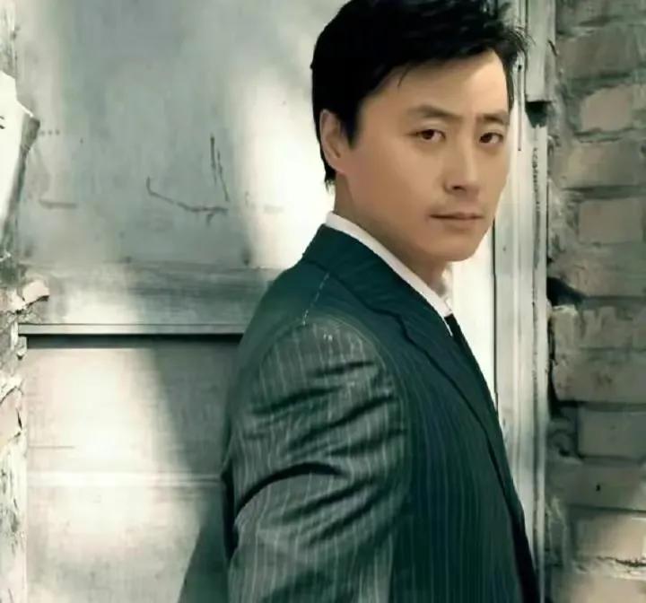 "Northeast Gang" actor Ren Chengwei was so handsome when he was young ...