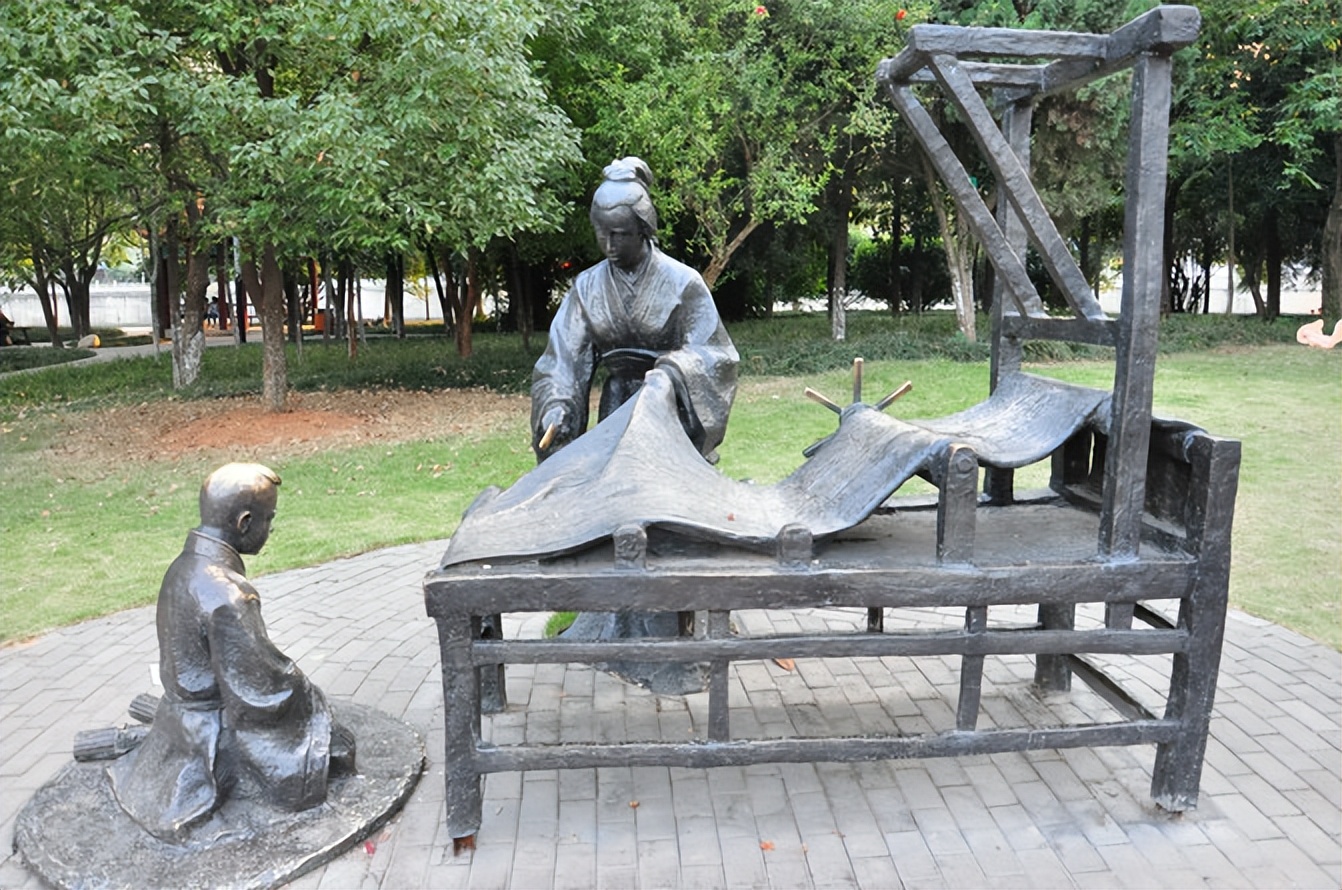 The fifth sky of Yichun literature: the passage of the article through ...