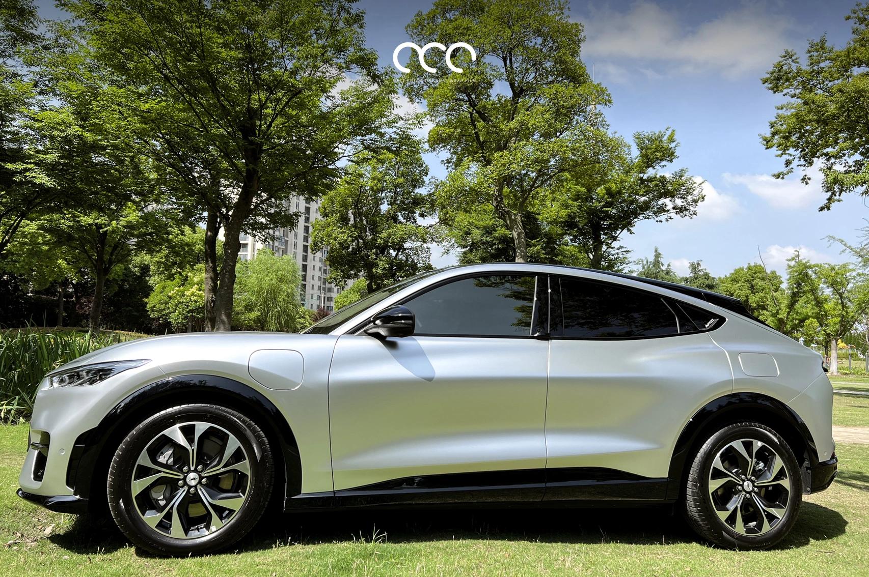 Diffuse color changing film electro-optic metal silver, a silver light ...