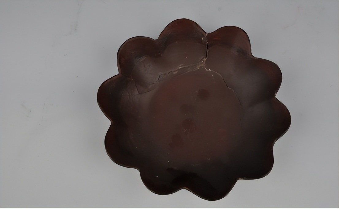 How did Song Dynasty lacquerware affect its shape, and what changes ...