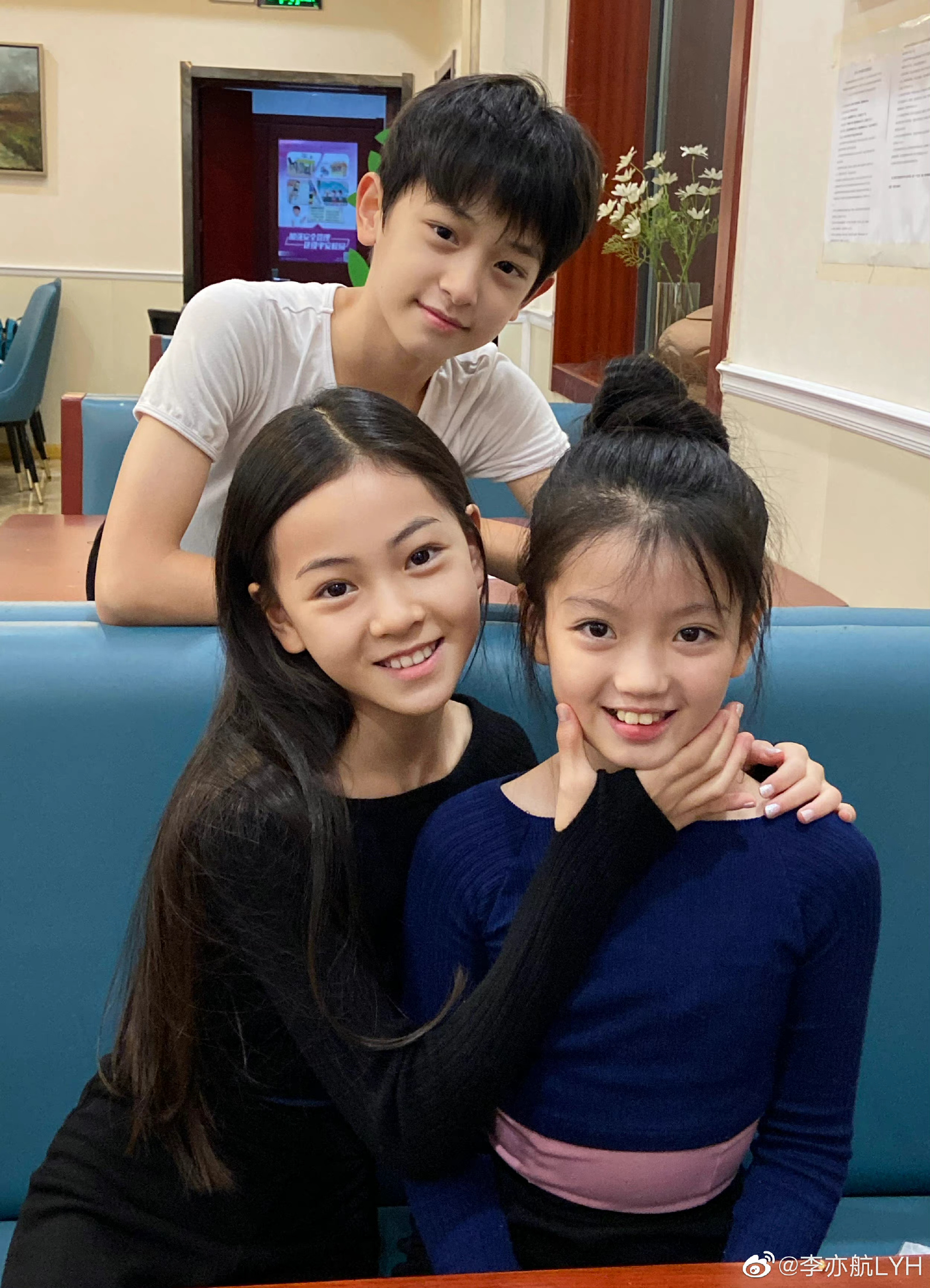 No long-term disability!The recent photos of Arale at the age of 10 are ...