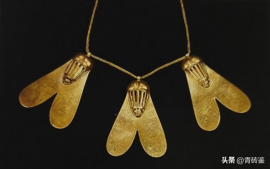 The Fly Problem in Ancient Egypt: Myth and Reality of Honey Smearing ...