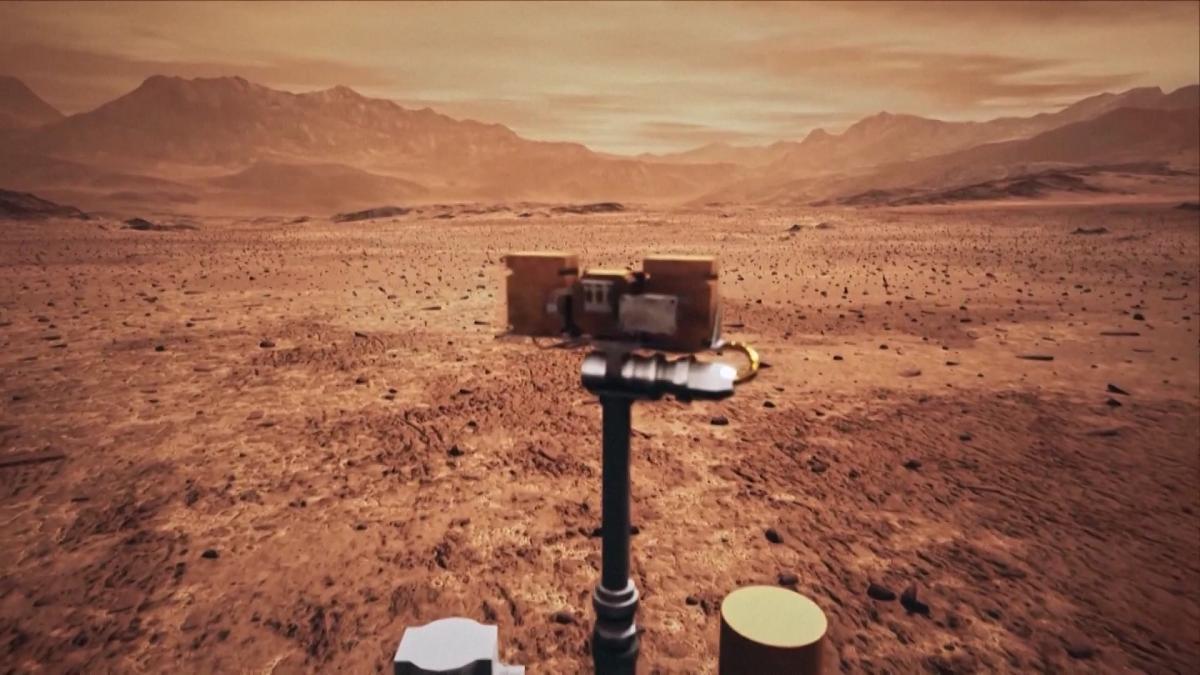 In "The Martian", Matt Damon grows potatoes on Mars. Can plants grow on ...