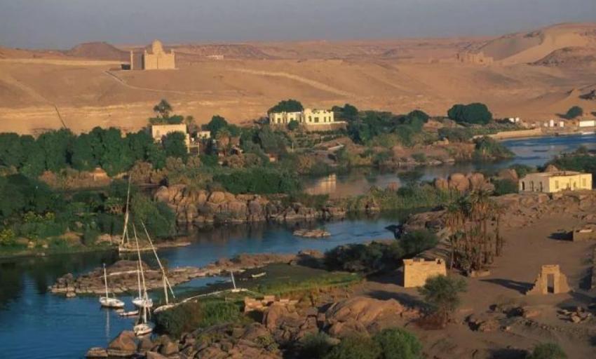 Thousands of dreams on the Nile River, ancient civilization on the Nile ...