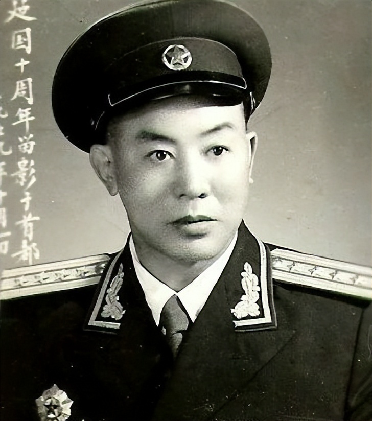 In 1955, when Yu Deshui was awarded the rank of "colonel", Xu Shiyou ...