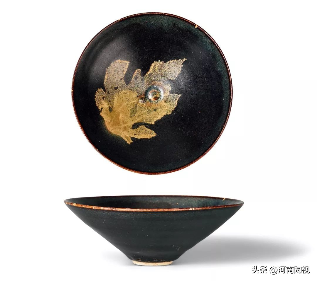 "Understanding" the Simple Beauty of Song Porcelain - iNEWS