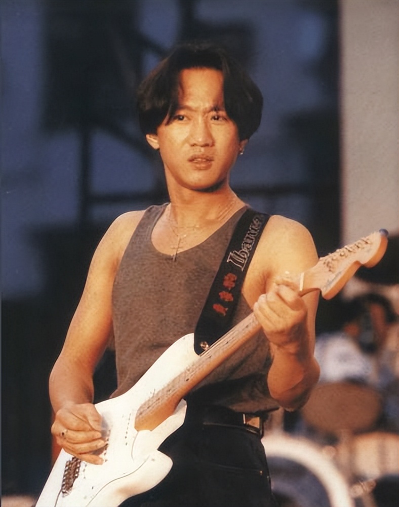 Why didn't Beyond change the lead singer? Ye Shirong: No one can ...