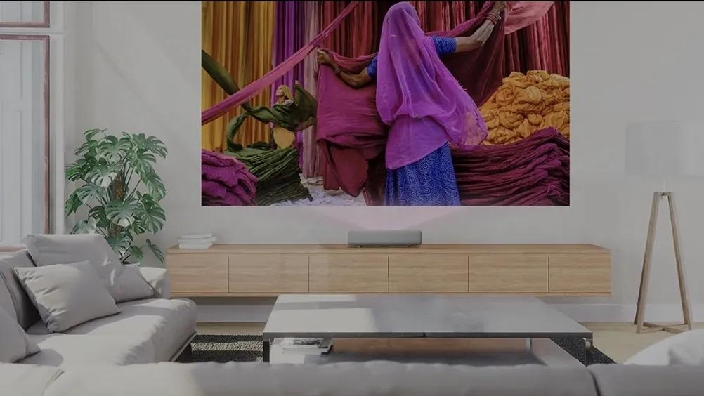 New Samsung 8K projector expands super-large screen capabilities - iNEWS