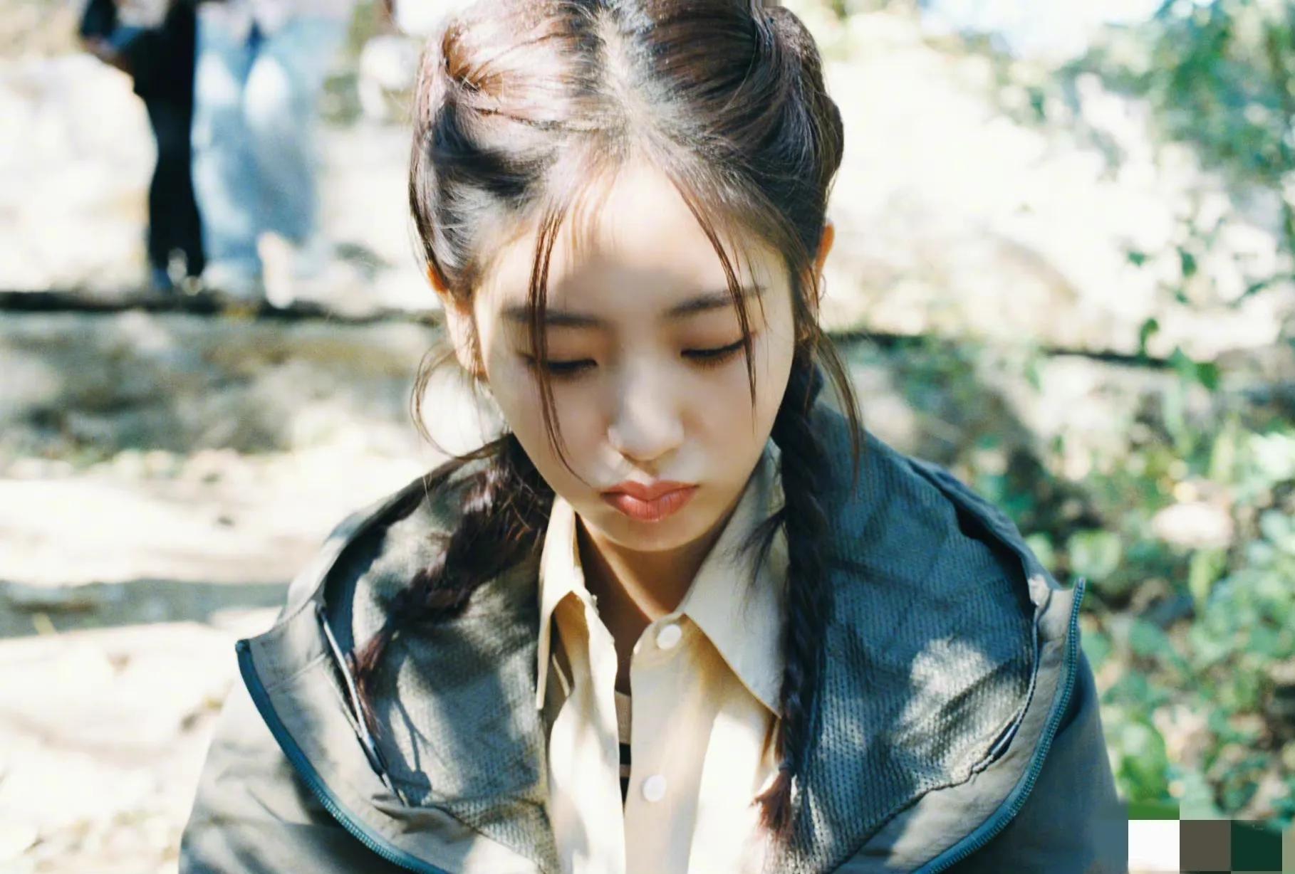 Xing Fei took pictures of the outdoor nine-square grid, the double ...