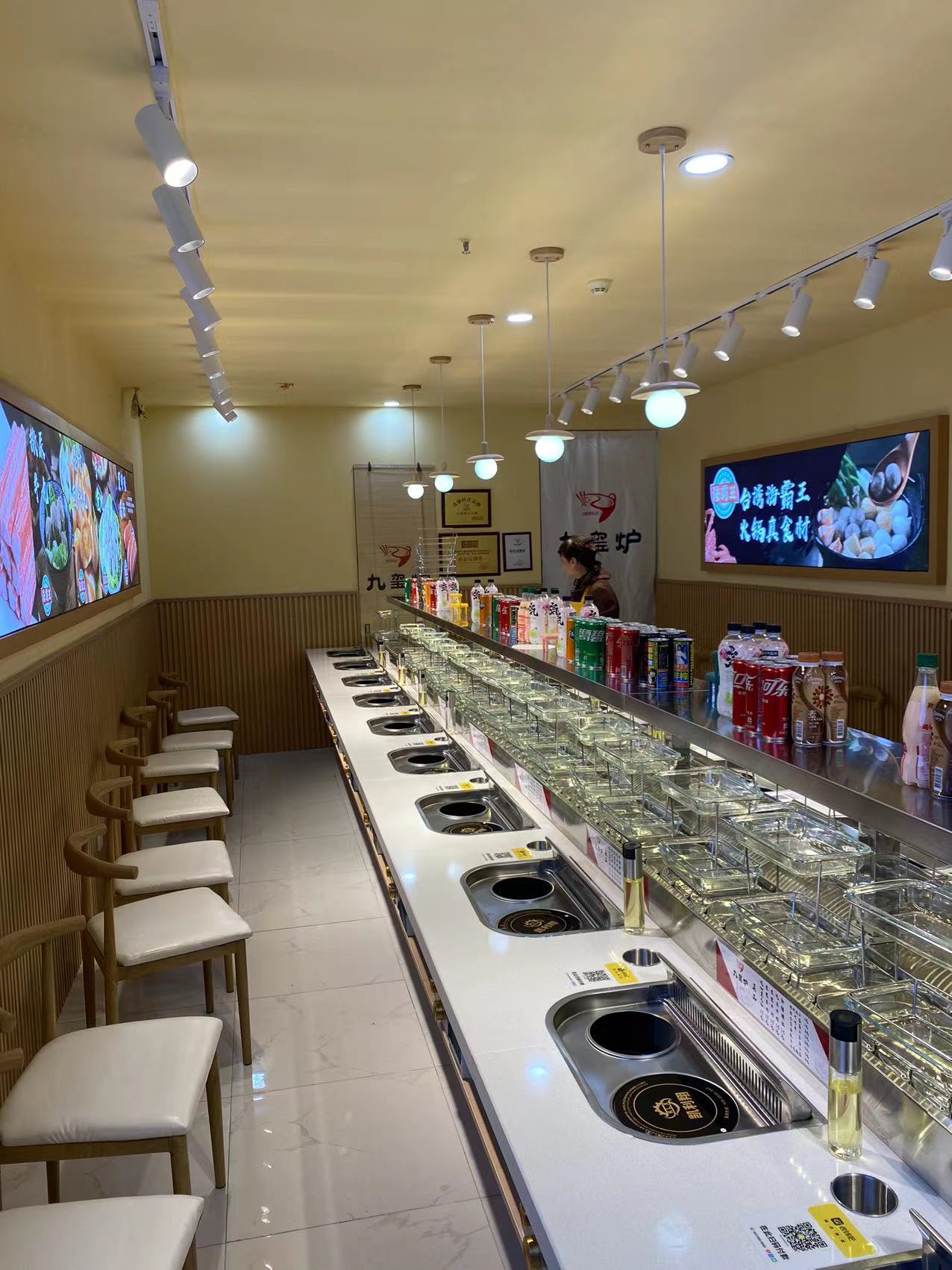 Introduction to the advantages of self-service counters for rotary hot ...