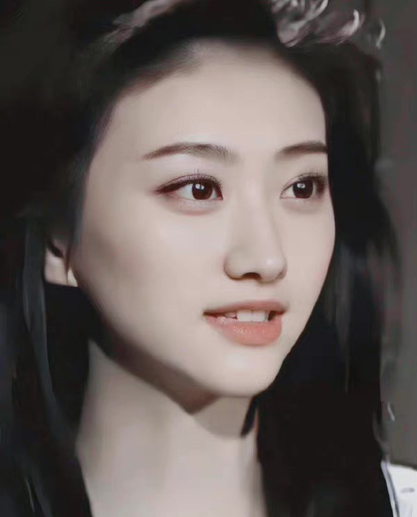 The scene of Wufa and snow-skin is sweet, and the thick eyebrows and ...