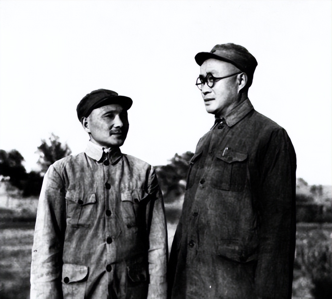 Liu Bocheng passed away in 1986, Deng Xiaoping: I still keep the photos ...