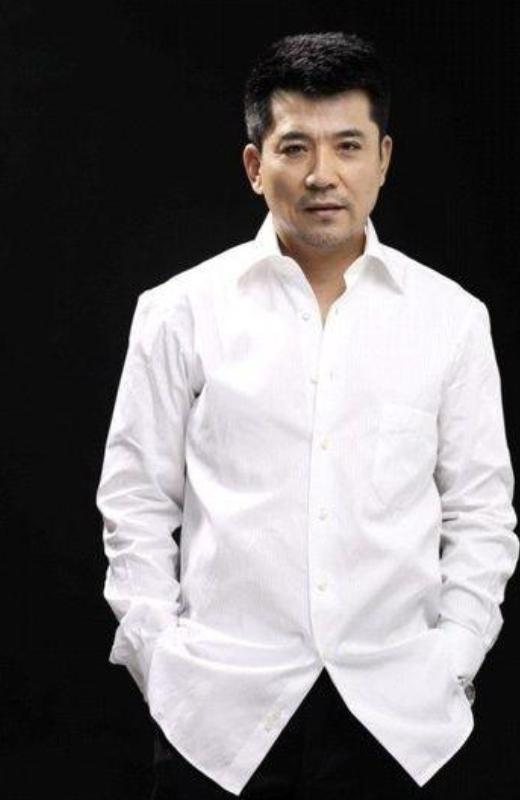 Sun Chun, an old drama player: married his first love Fu Lili, married ...