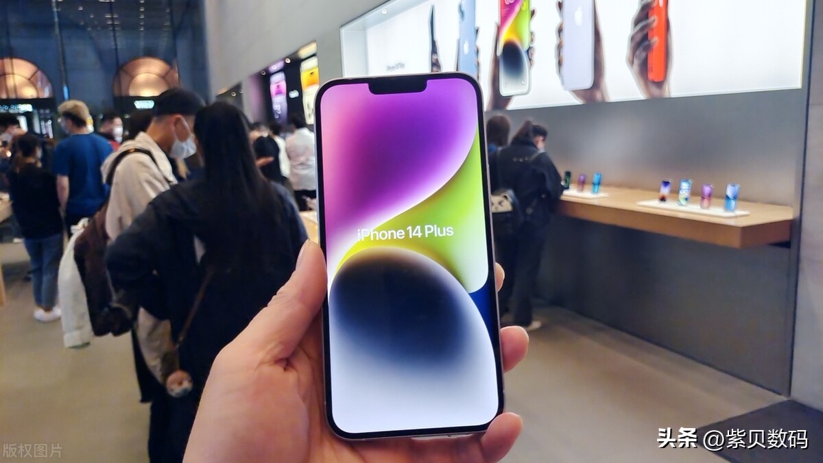 Why iPhones Are Popular With Young People - iMedia