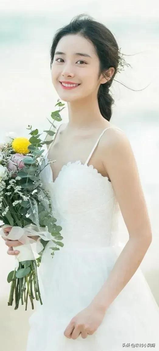 Share pictures - beautiful beauty Fan Shiran - iNEWS