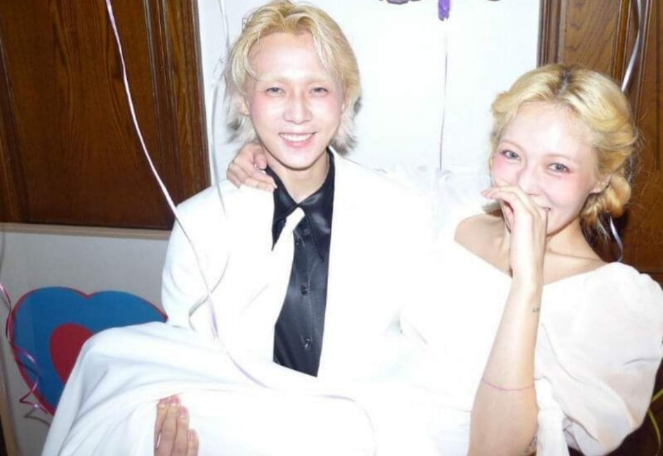 'I could even die for her' DAWN shares how he bought Kim HyunA's ring for half the money - iNEWS