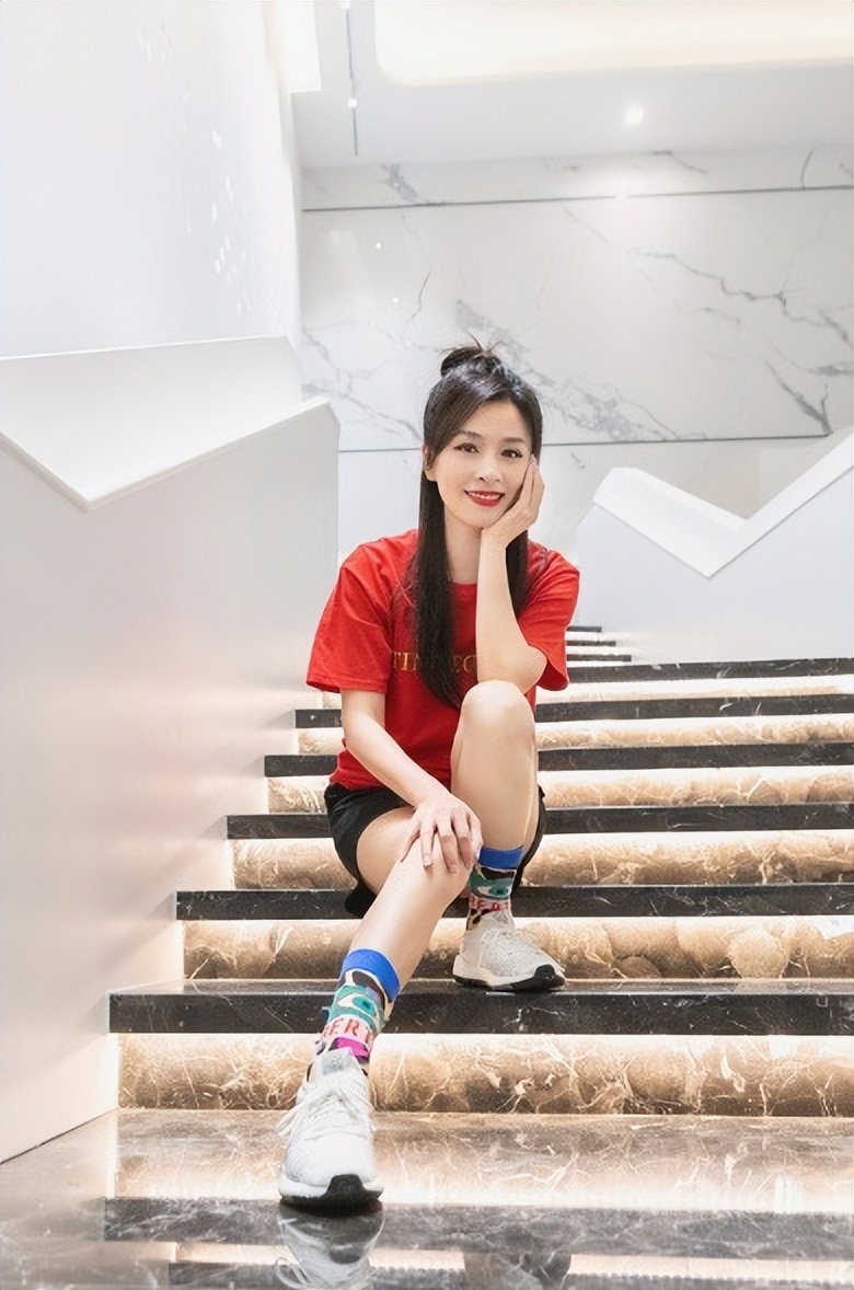 Pick up those little-known stories of Zhang Ting - iMedia